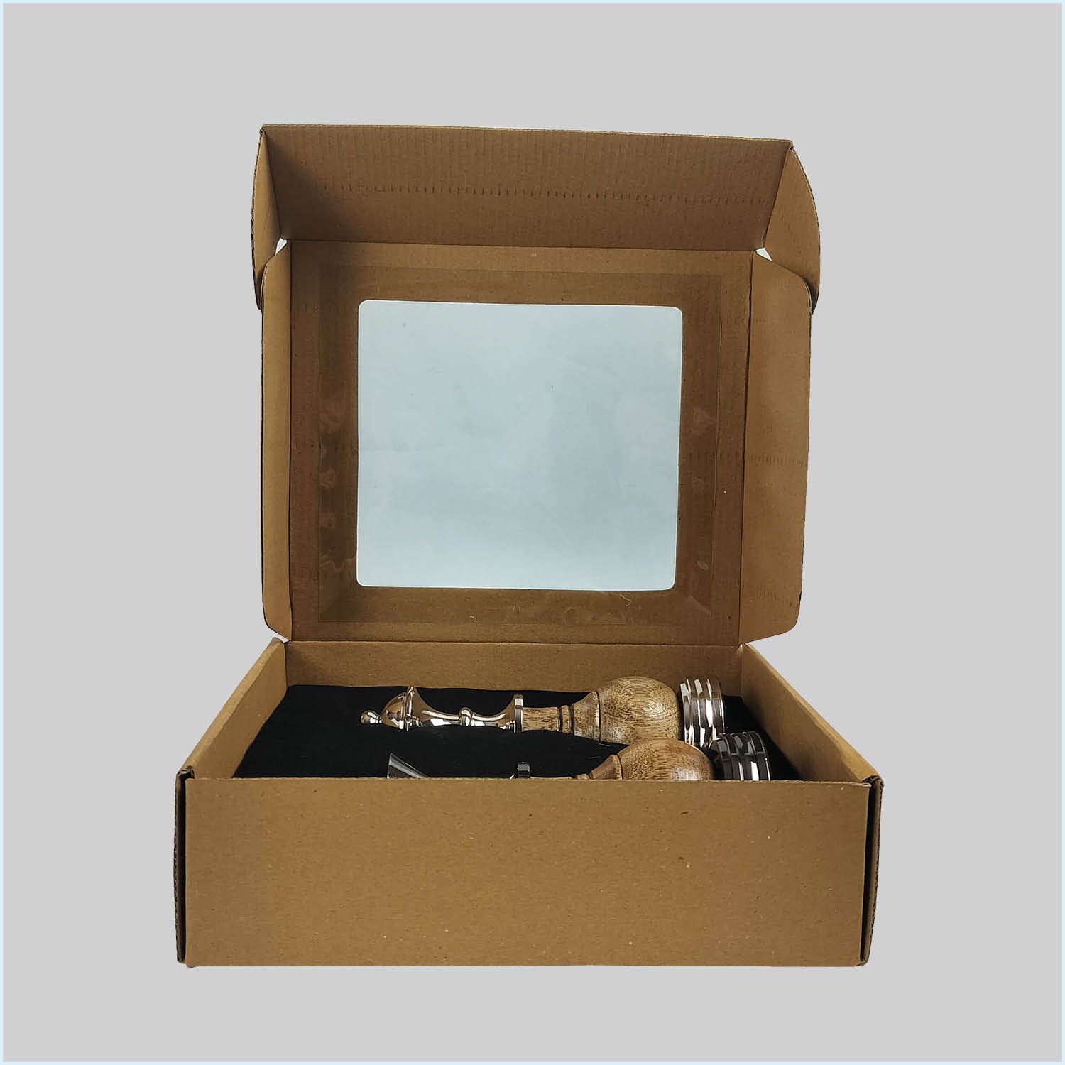 The Bombay Store Chess King & Queen Decor (S/2)